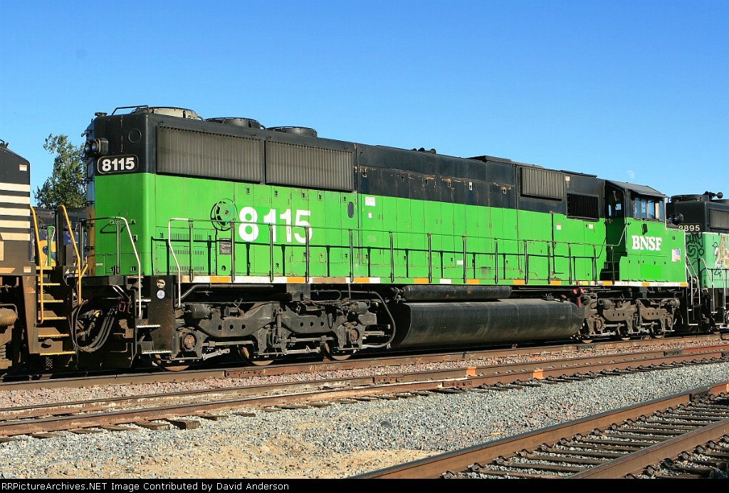 BNSF 8115